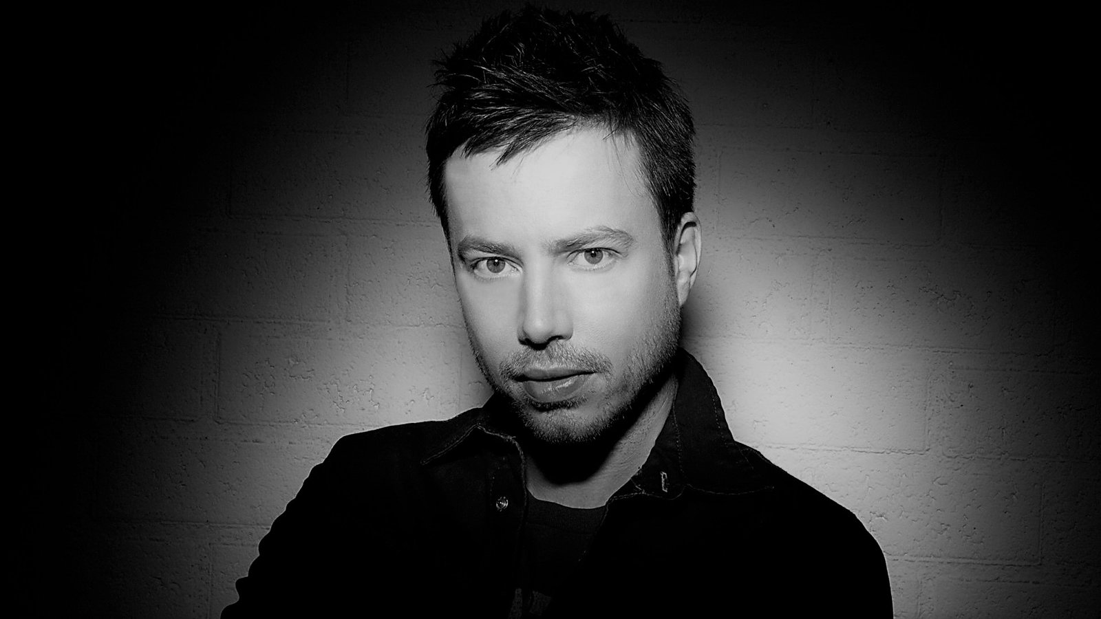 Sander Van Doorn - Riff (Original) (2007) - EDMclassics